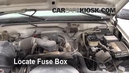 Interior Fuse Box Location: 2000 GMC C3500 Sierra SL 7.4L V8 Extended ...