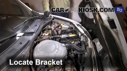 Battery Replacement: 1998-2005 Renault Clio - 2003 Renault Clio dCi 1 ...