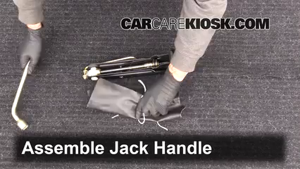 2001-2007 Volvo V70 Jack Up How To - 2001 Volvo V70 XC 2.4L 5 Cyl. Turbo