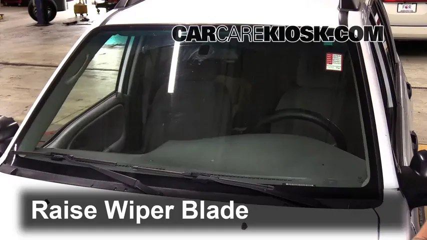Front Windshield Wiper Blade Change: 2002 Chevrolet Tracker 2.0L 4 Cyl ...