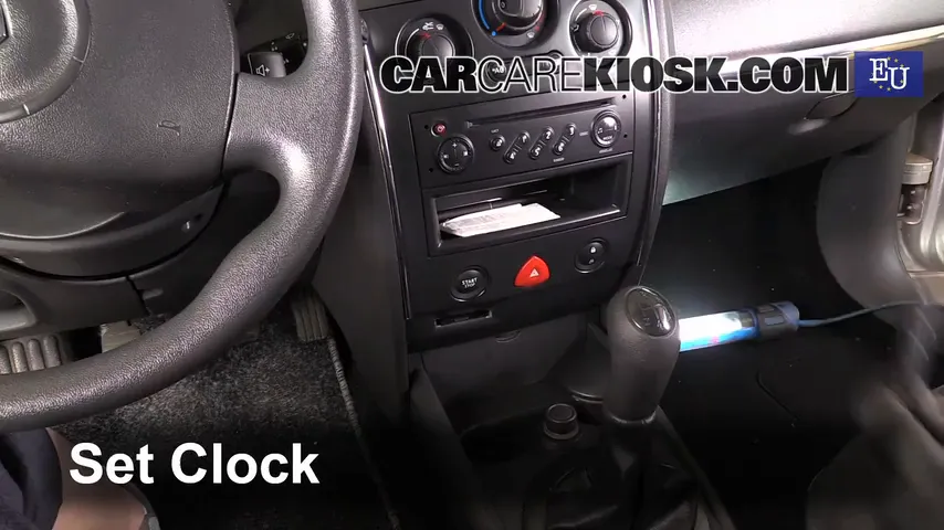 How to Set the Clock / Change Time on a 2003 Renault Megane Authentique ...