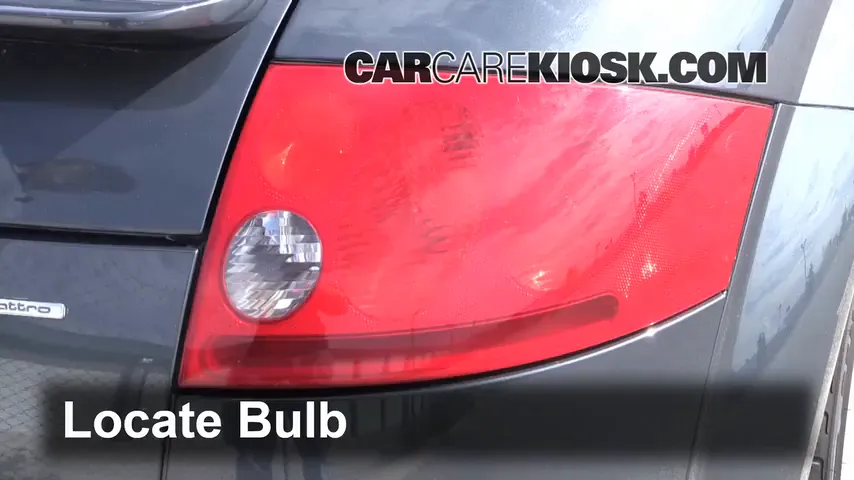 Rear Turn Signal Replacement on a 2004 Audi TT Quattro 1.8L 4 Cyl ...