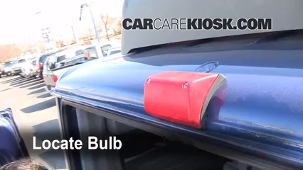 3rd Brake Light Bulb Replacement on a 2006 Dodge Sprinter 2500 2.7L 5 ...
