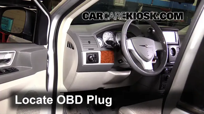 Rear Turn Signal Replacement on a 2008 Chrysler Town and Country ...