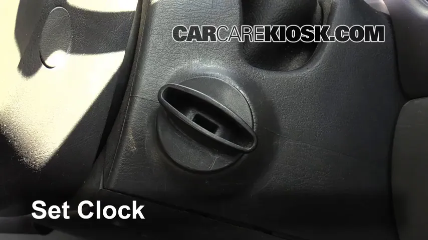 How to Set the Clock / Change Time on a 2008 Ford E-350 Super Duty 6.0L ...