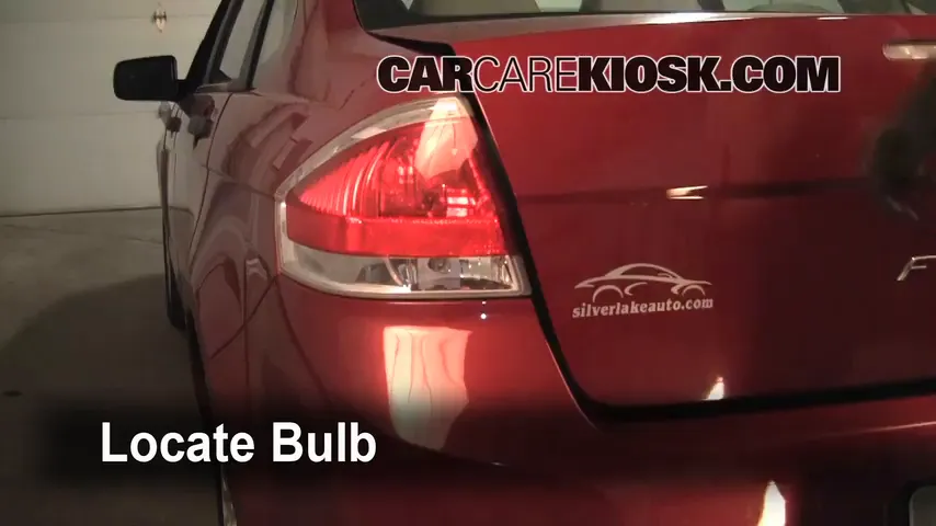 Rear Turn Signal Replacement on a 2009 Ford Focus SE 2.0L 4 Cyl. Sedan ...