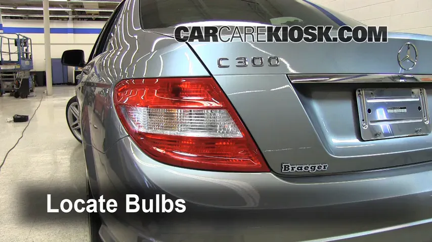 Fog Light Replacement 2009 Mercedes-Benz C300 Sport 3.0L V6