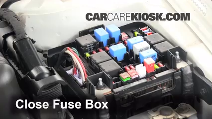 Cambio de fusible de Kia Forte 2010-2013 - 2010 Kia Forte EX 2.0L 4 Cyl ...