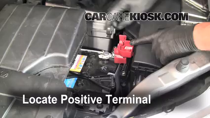 How to Jumpstart a 2011-2017 Nissan Quest - 2011 Nissan Quest SL 3.5L V6