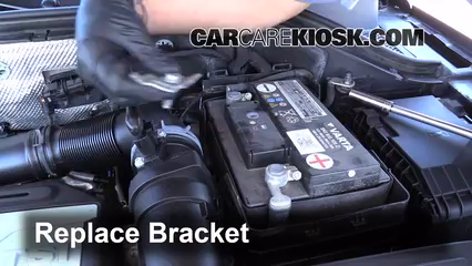 Battery Replacement: 2009-2017 Volkswagen Tiguan - 2014 Volkswagen ...