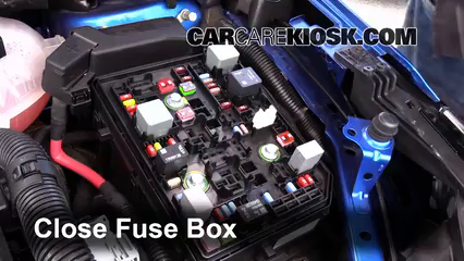 Replace a Fuse: 2016-2019 Chevrolet Cruze - 2016 Chevrolet Cruze LT 1 ...