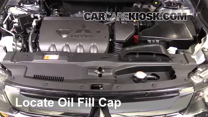 Oil & Filter Change Mitsubishi Outlander (2014-2019) - 2016 Mitsubishi ...