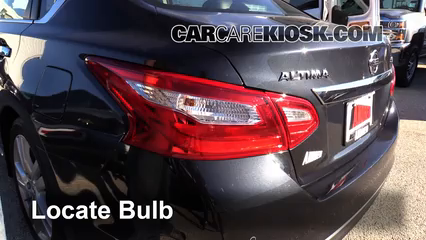 Rear Turn Signal Replacement on a 2016 Nissan Altima SL 3.5L V6