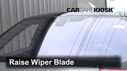 Front Windshield Wiper Blade Change: 2018 Land Rover Discovery Sport ...