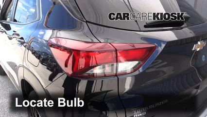 Rear Turn Signal Replacement on a 2021 Chevrolet Trailblazer LT 1.3L 3 ...