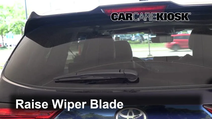 CarCareKiosk All Videos Page - Toyota Highlander 2021