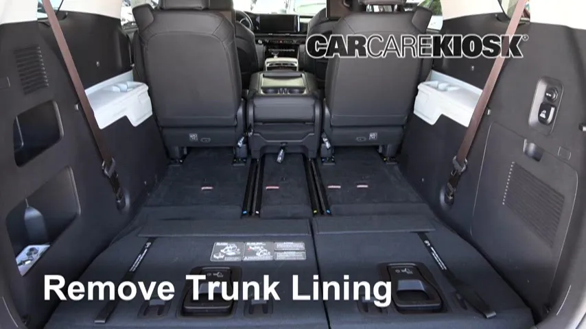 Replace Flat Tire with Spare Tire: 2022 Kia Carnival SX 3.5L V6