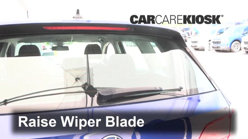 Rear Windshield Wiper Blade Change: 2022 Volkswagen Taos S 1.5L 4 Cyl ...